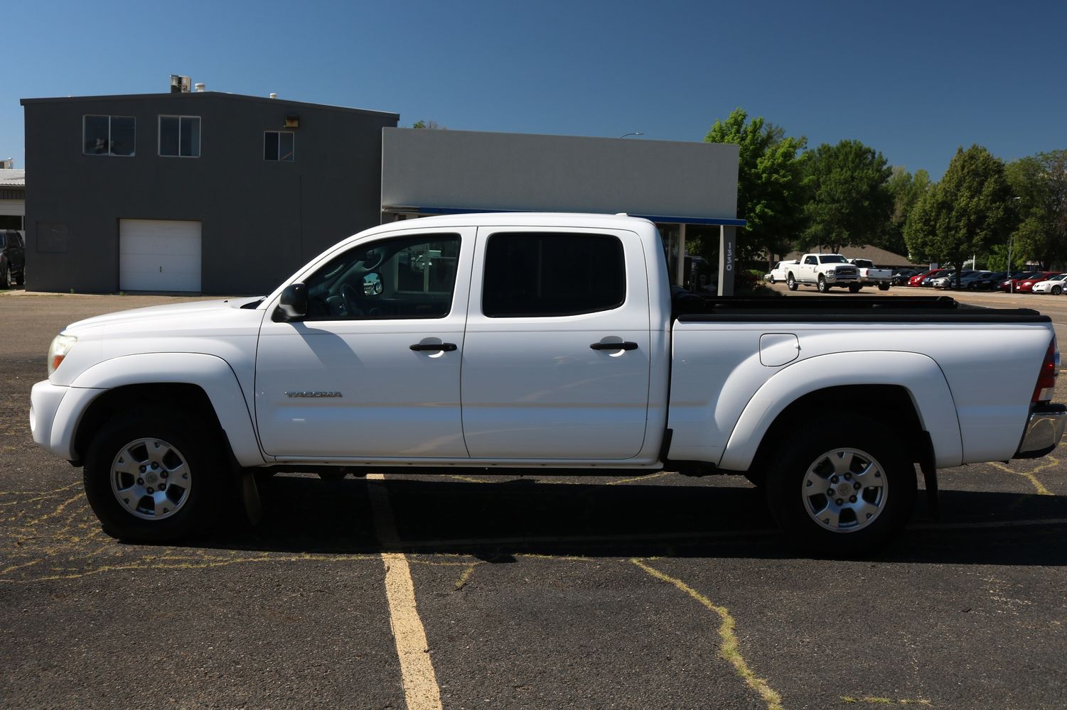 2009 Toyota Tacoma SR5 | Victory Motors of Colorado