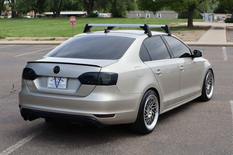2013 Volkswagen Jetta Photos