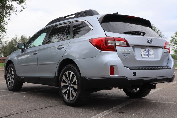 2016 Subaru Outback 2.5i Limited | Victory Motors of Colorado