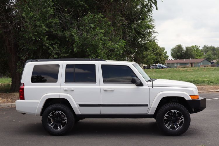 2007 Jeep Commander Sport | Victory Motors of Colorado