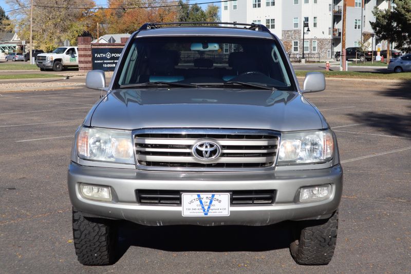 2006 Toyota Land Cruiser Photos