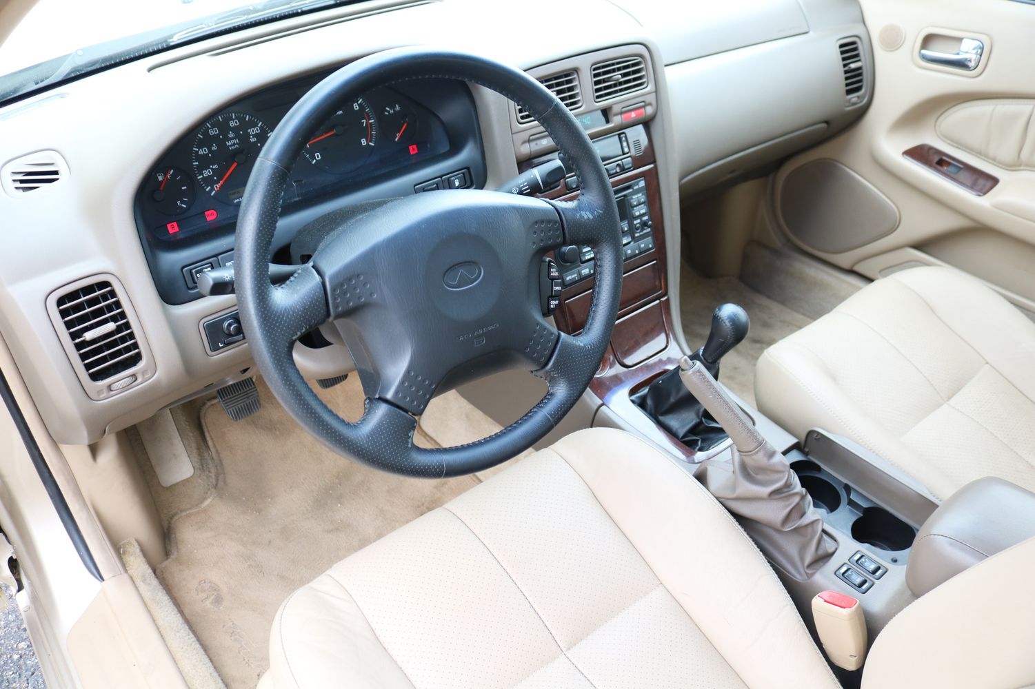 1998 Infiniti I-30 | Victory Motors of Colorado