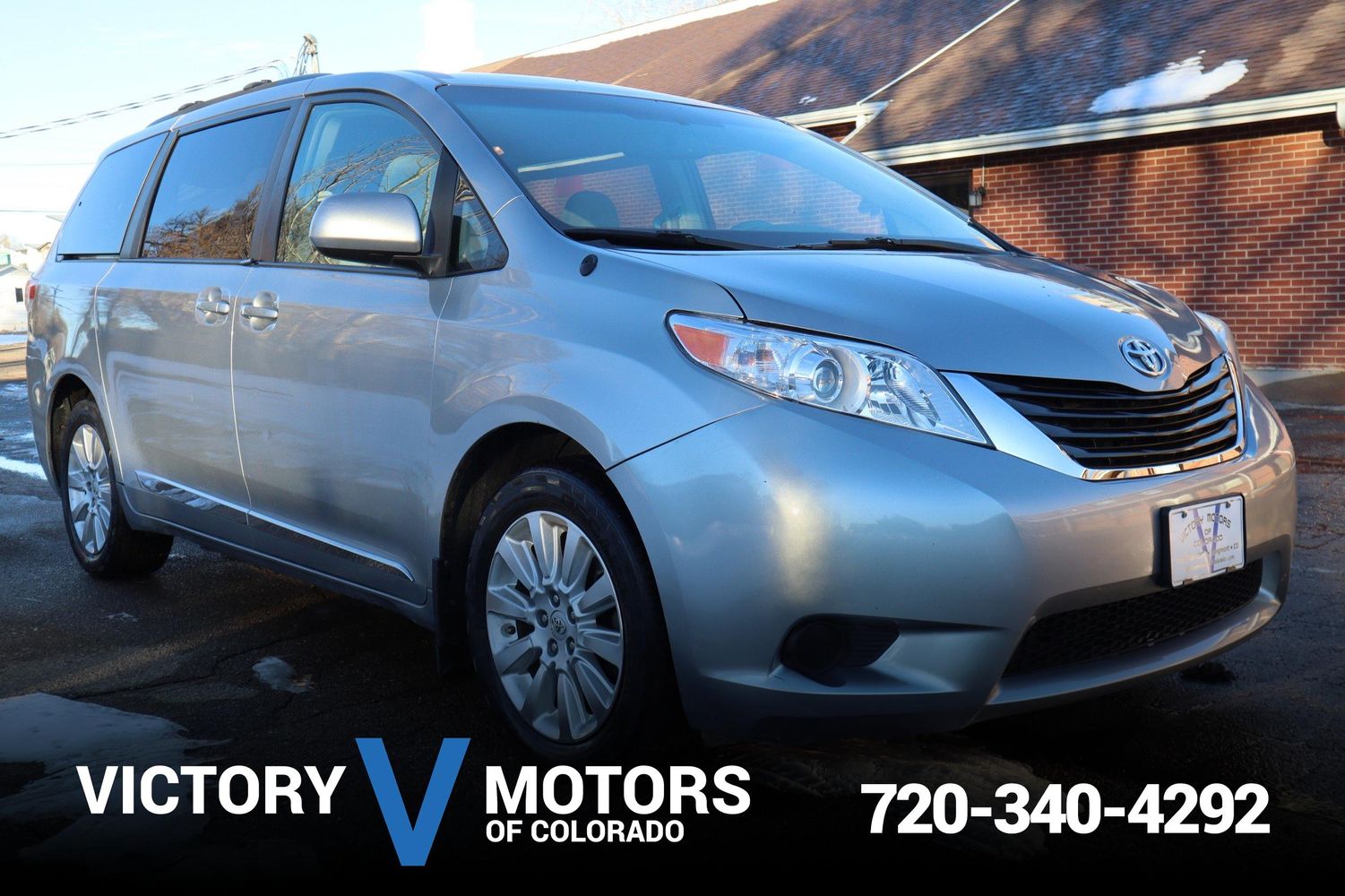 2012 Toyota Sienna LE 7-Passenger | Victory Motors of Colorado
