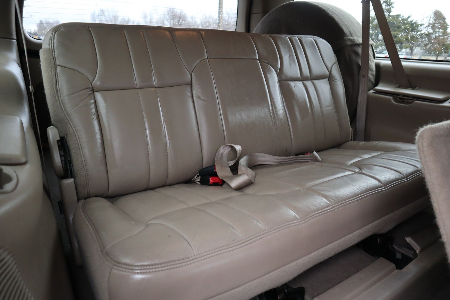 2000 Ford Excursion XLT | Victory Motors of Colorado