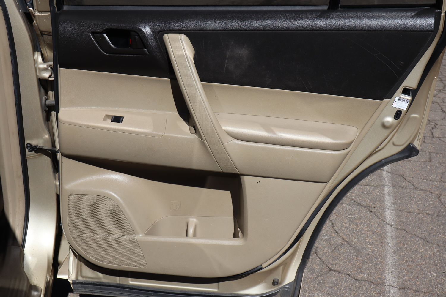 2008 Toyota Highlander Base | Victory Motors of Colorado