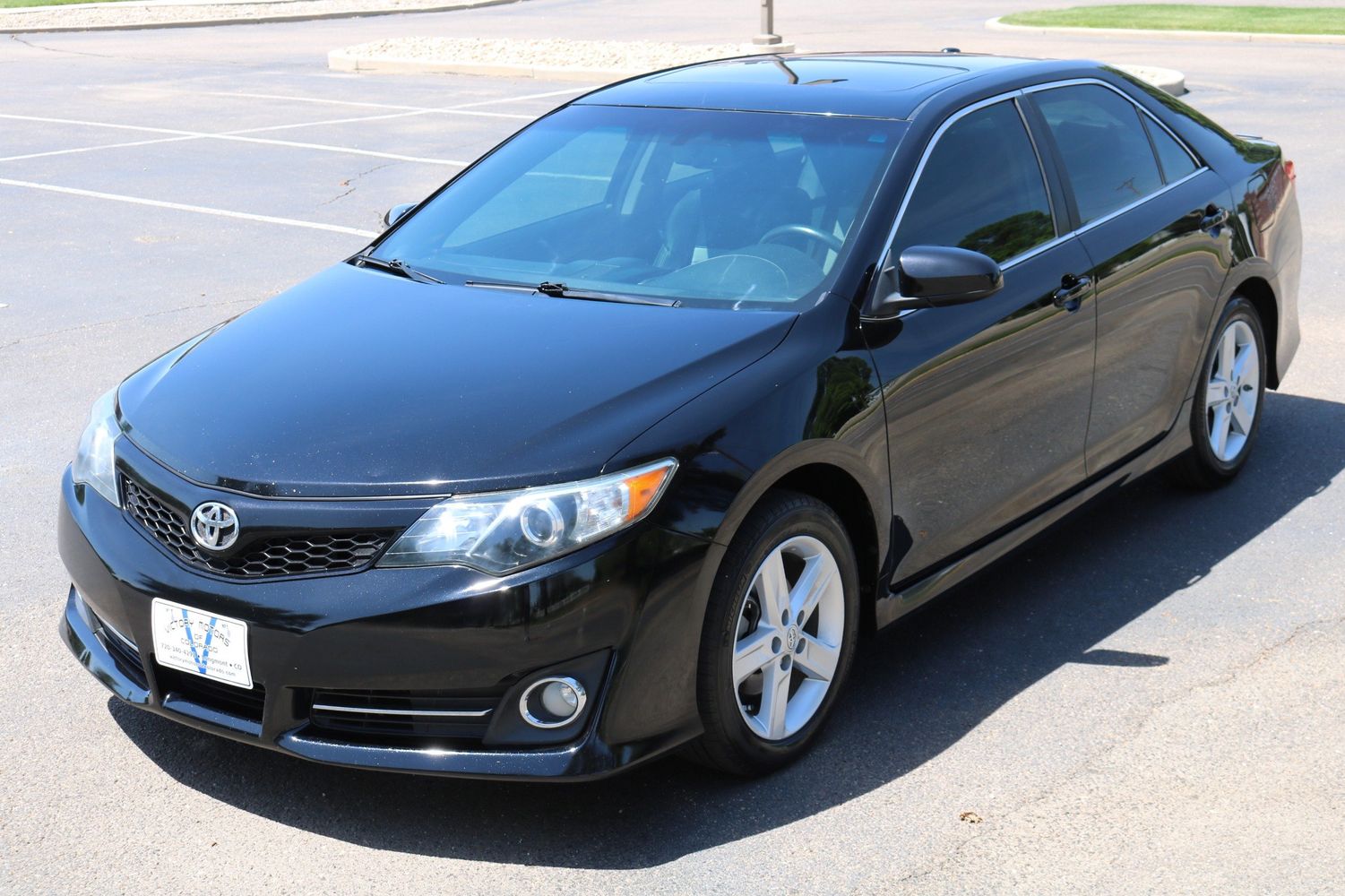 2012 Toyota Camry SE | Victory Motors of Colorado