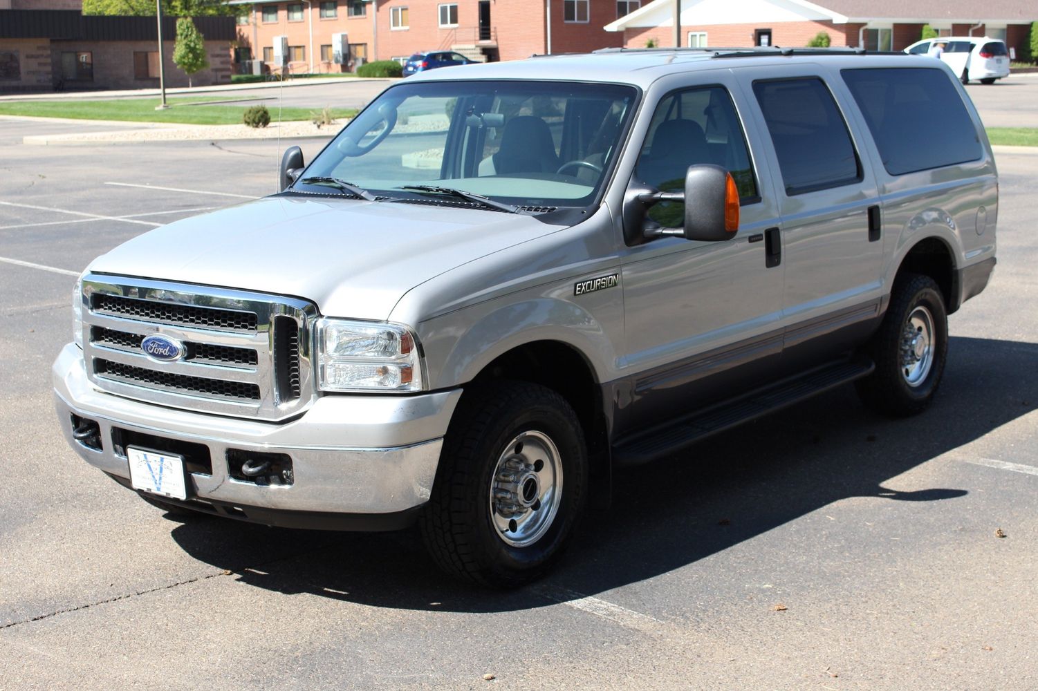 2005 Ford Excursion XLT | Victory Motors of Colorado