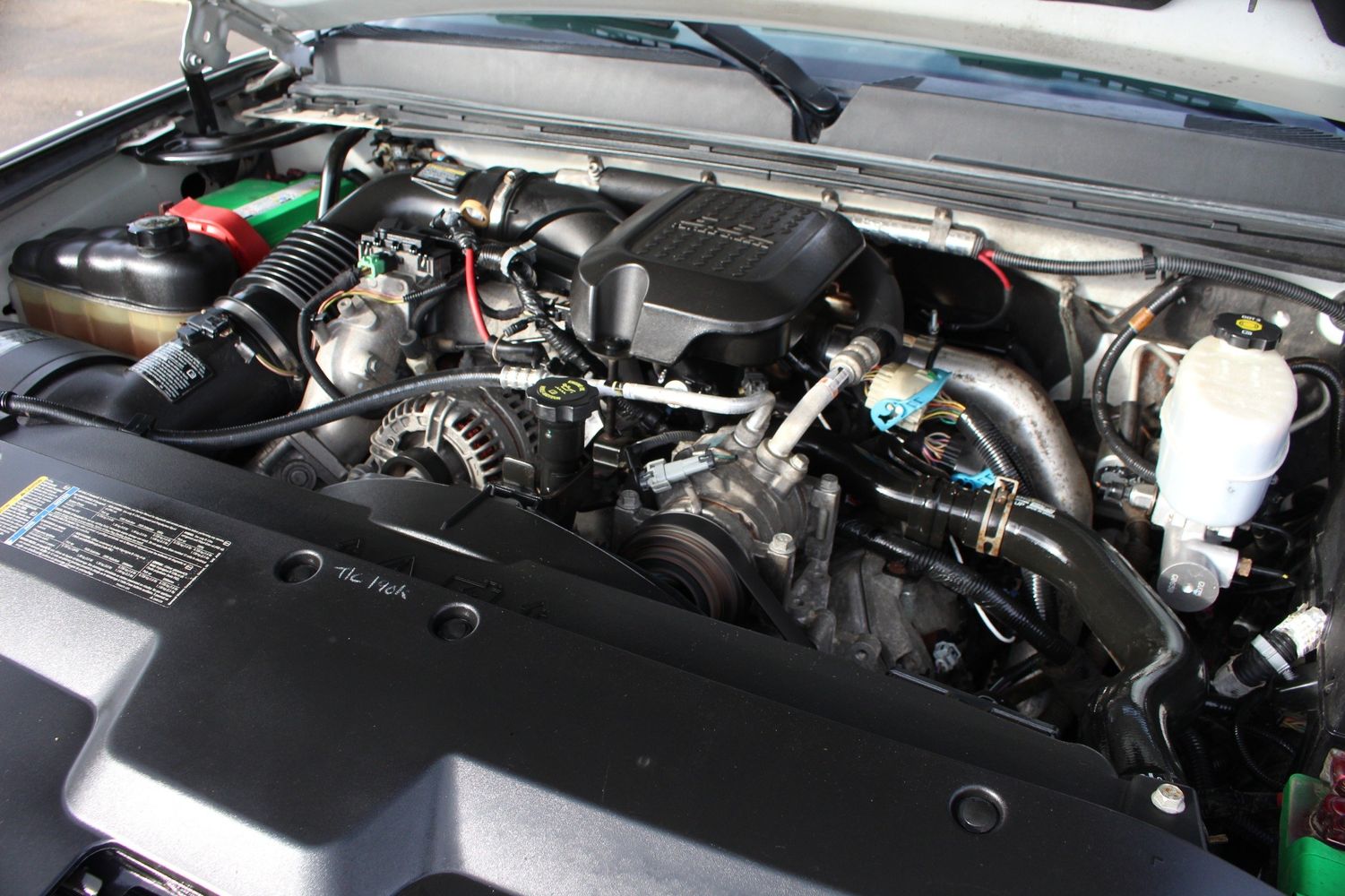 2009 GMC Sierra 3500HD SLE | Victory Motors of Colorado
