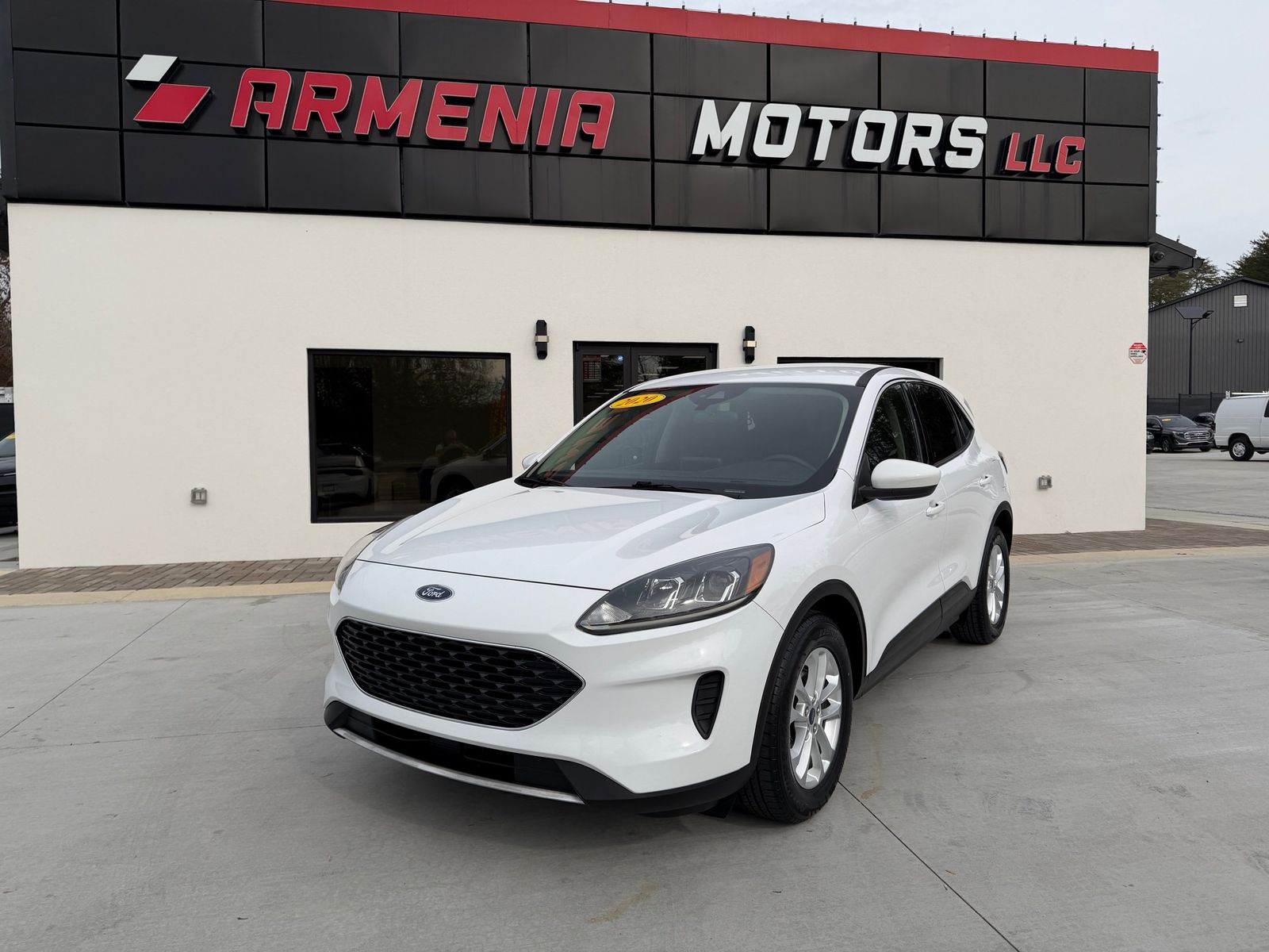 2020 Ford Escape SE | Armenia Motors LLC