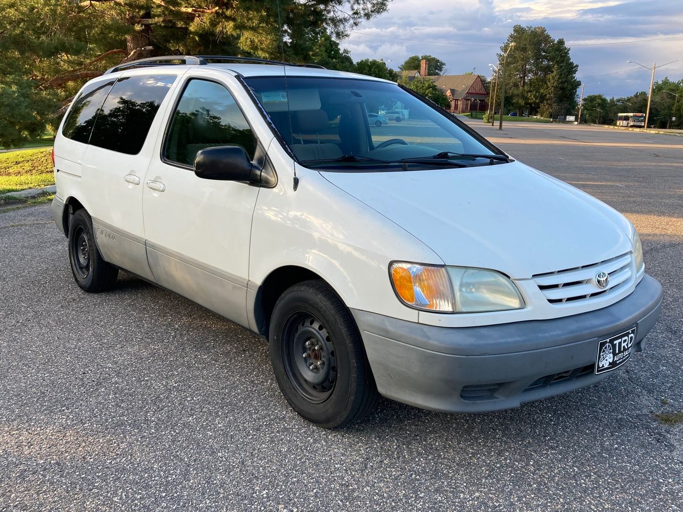 2003 Toyota Sienna CE | TRD Auto Sales LLC
