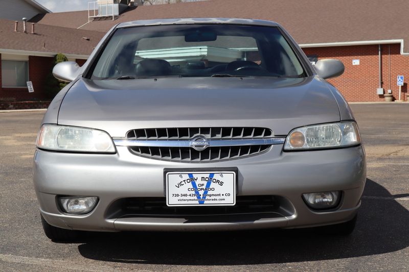 2000 Nissan Altima Photos