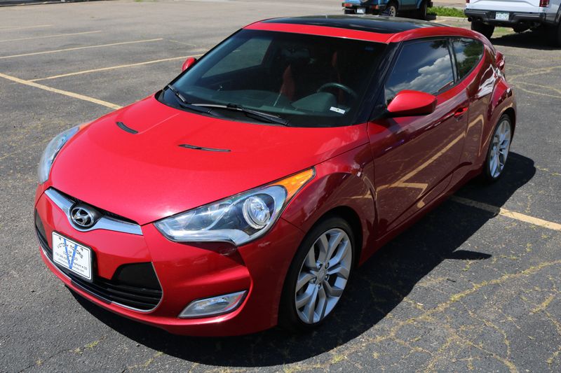 2012 Hyundai Veloster Photos