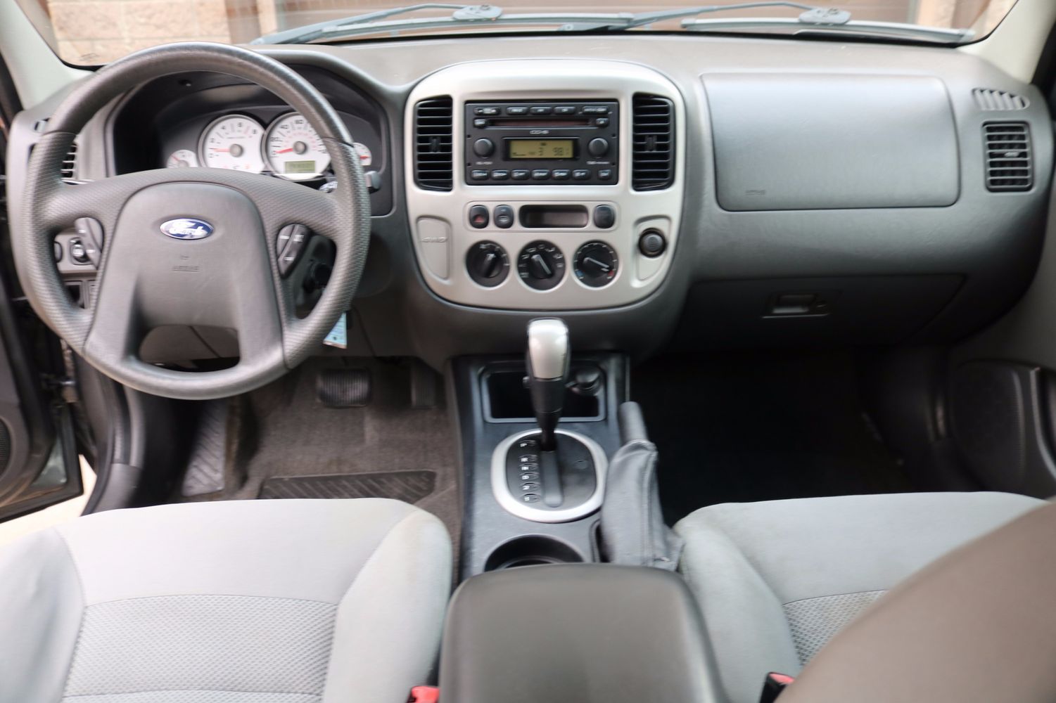2005 Ford Escape XLT | Victory Motors of Colorado