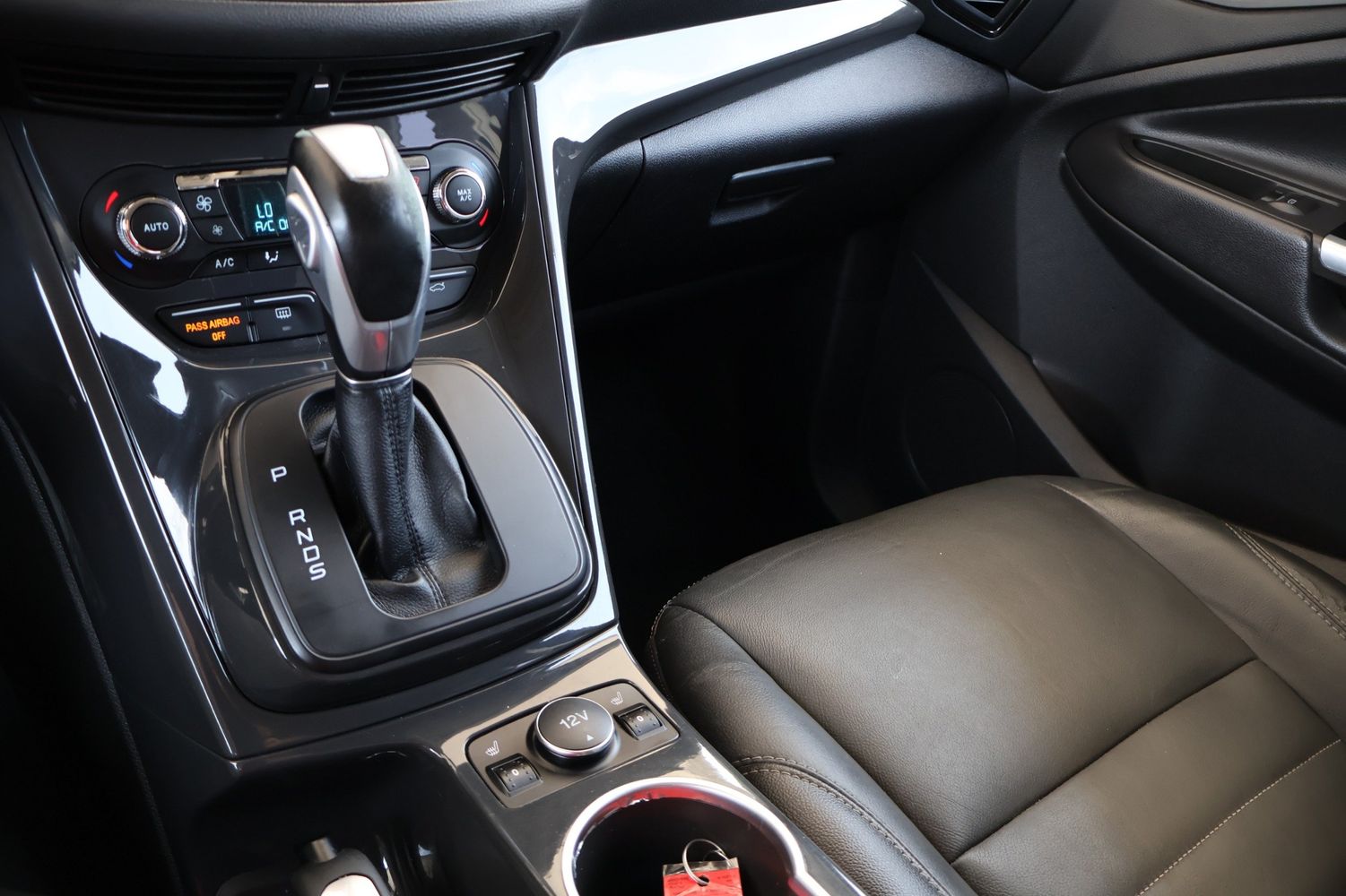 2015 Ford Escape Titanium | Victory Motors of Colorado