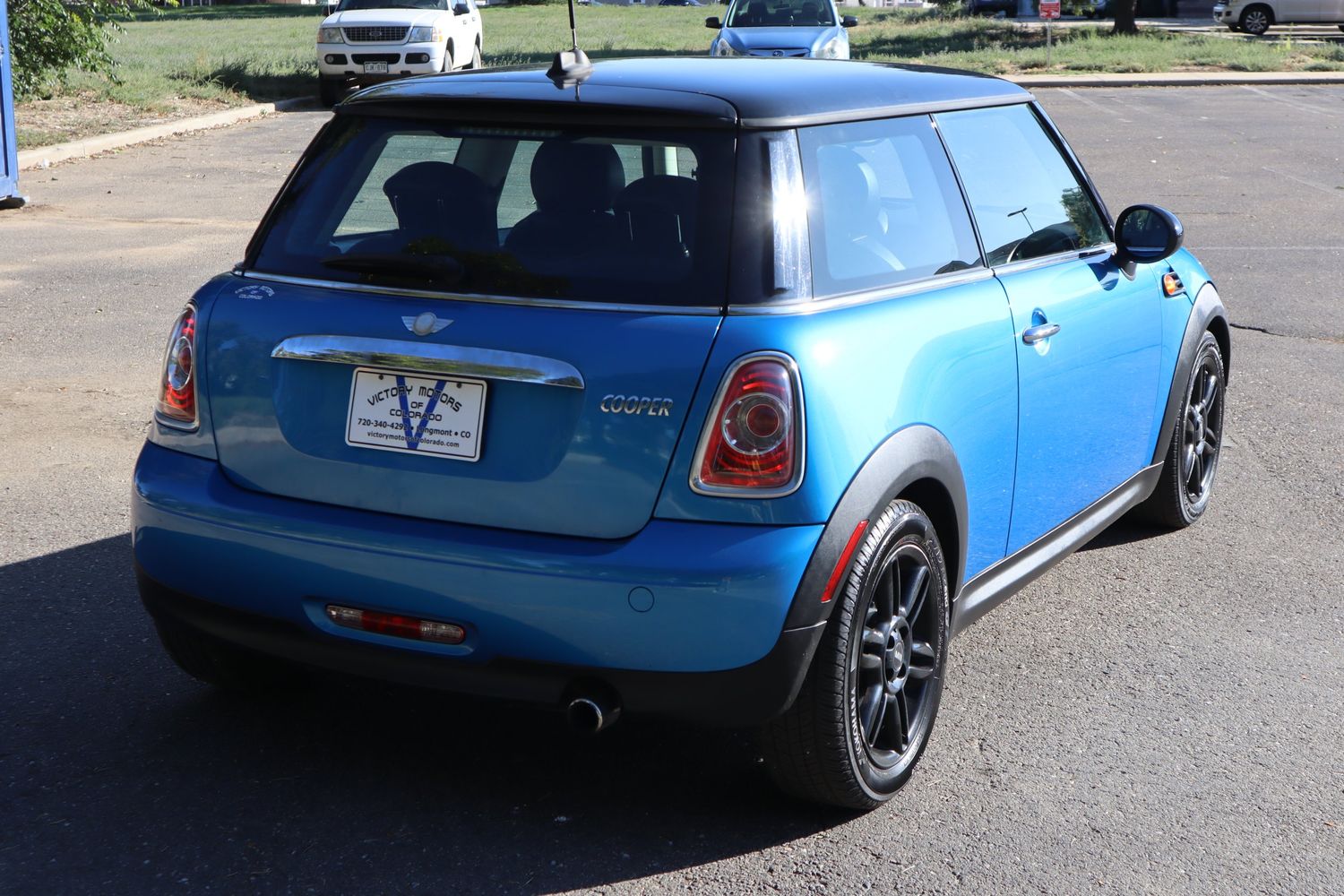 2012 MINI Cooper Hardtop Base | Victory Motors of Colorado