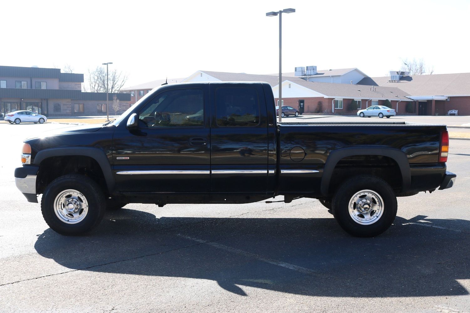 2002 GMC Sierra 2500HD SLT | Victory Motors of Colorado