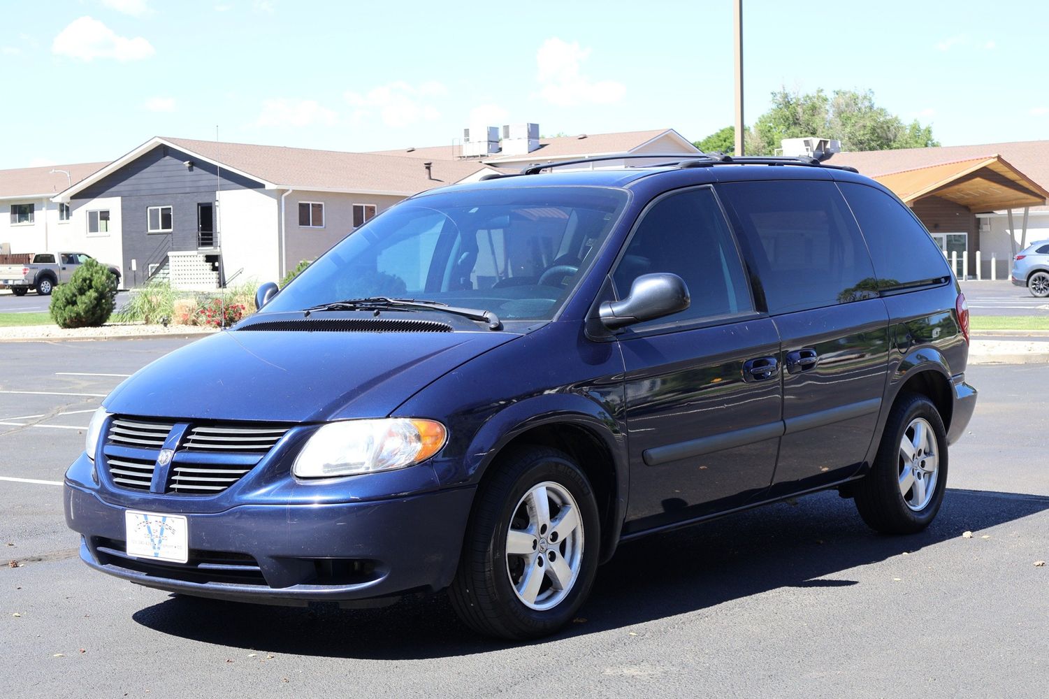 05 Dodge Caravan Sxt