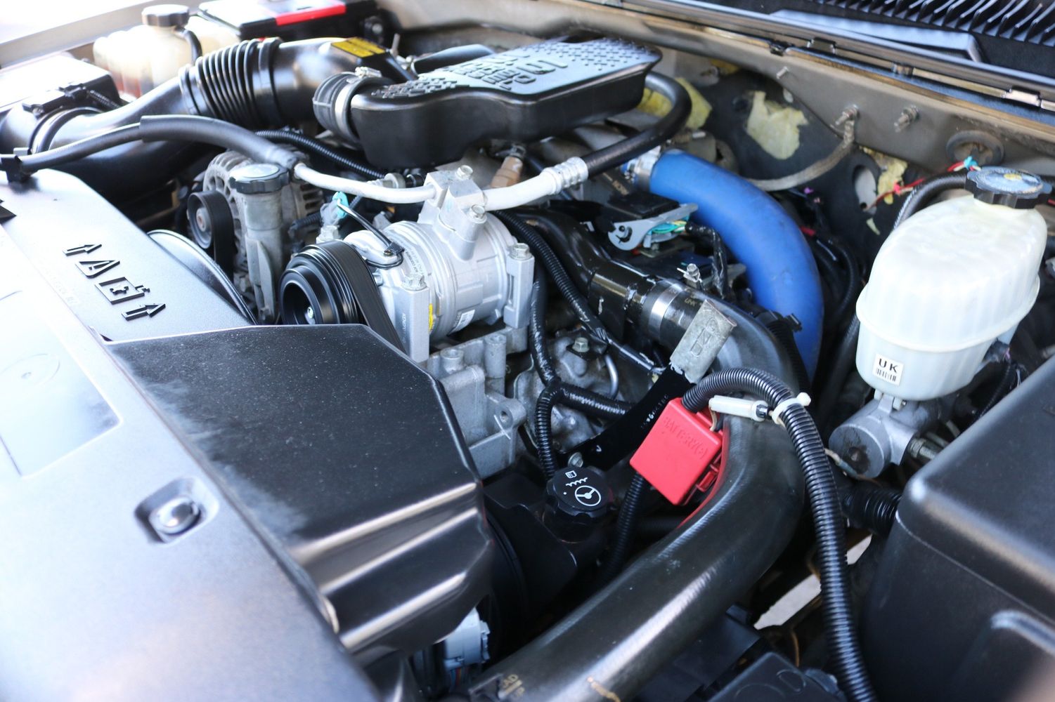 2003 GMC Sierra 2500HD SLE | Victory Motors of Colorado