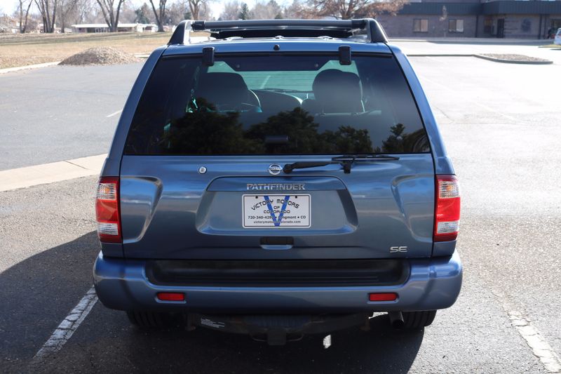 2002 Nissan Pathfinder Photos