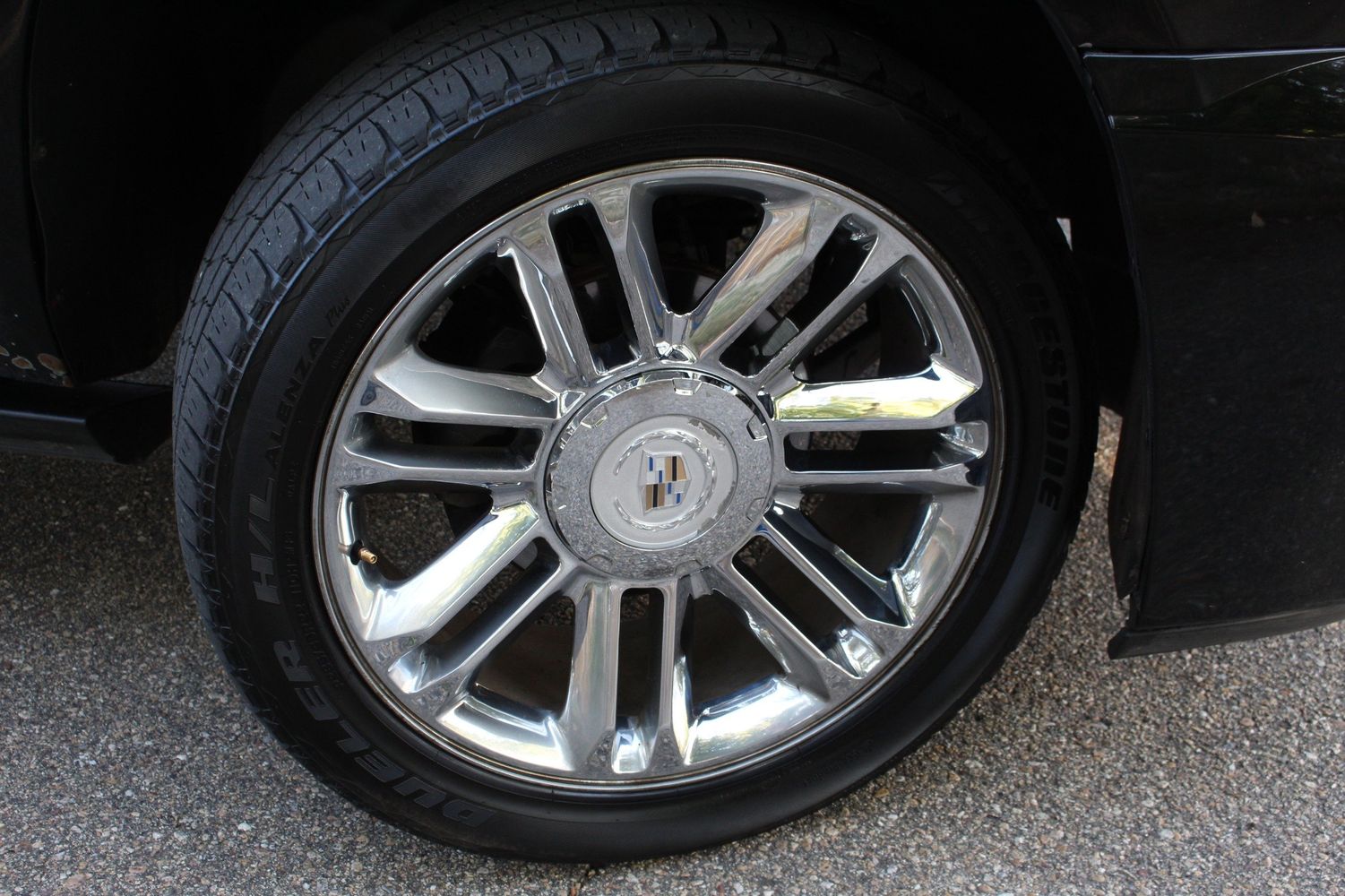 2009 Cadillac Escalade ESV Platinum Edition | Victory Motors of Colorado