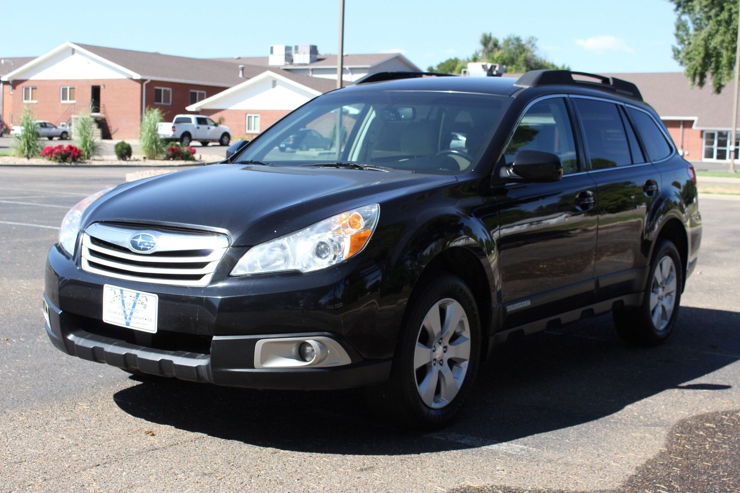 2011 Subaru Outback 2.5i Premium | Victory Motors of Colorado