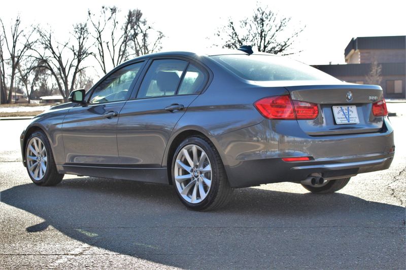 2012 BMW 328i Photos