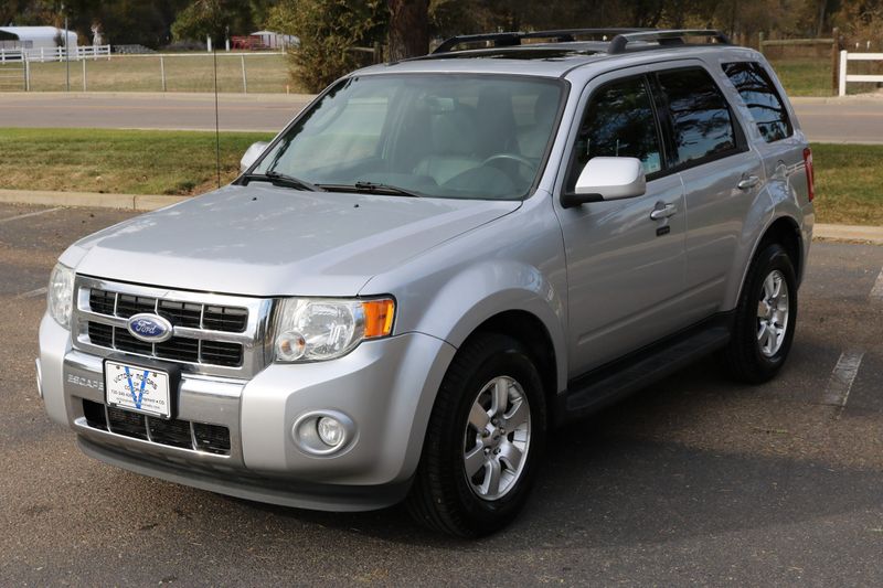 2011 Ford Escape Photos