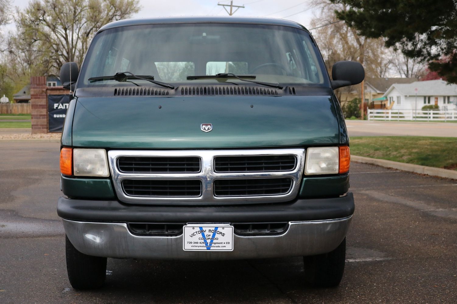 2000 Dodge Ram Wagon B2500 | Victory Motors of Colorado