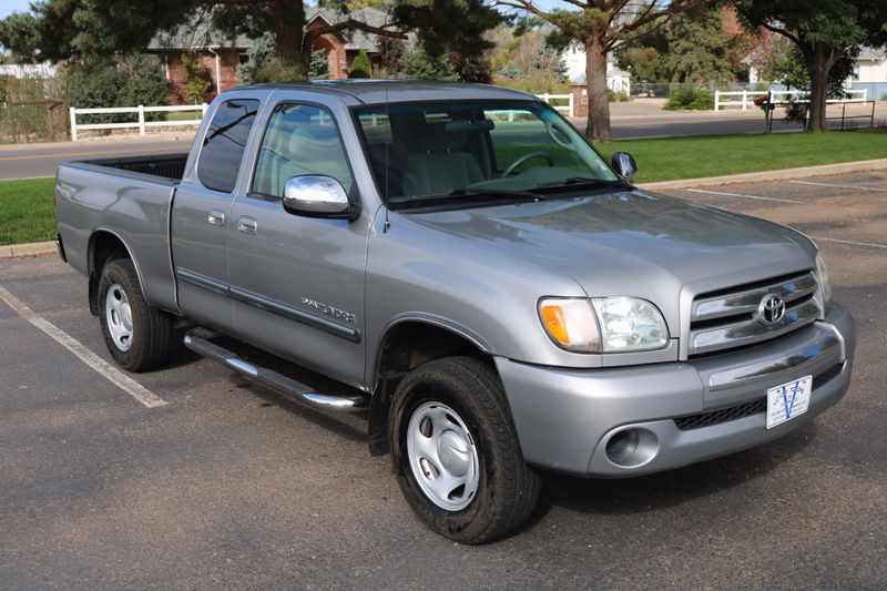 2004 Toyota Tundra Photos