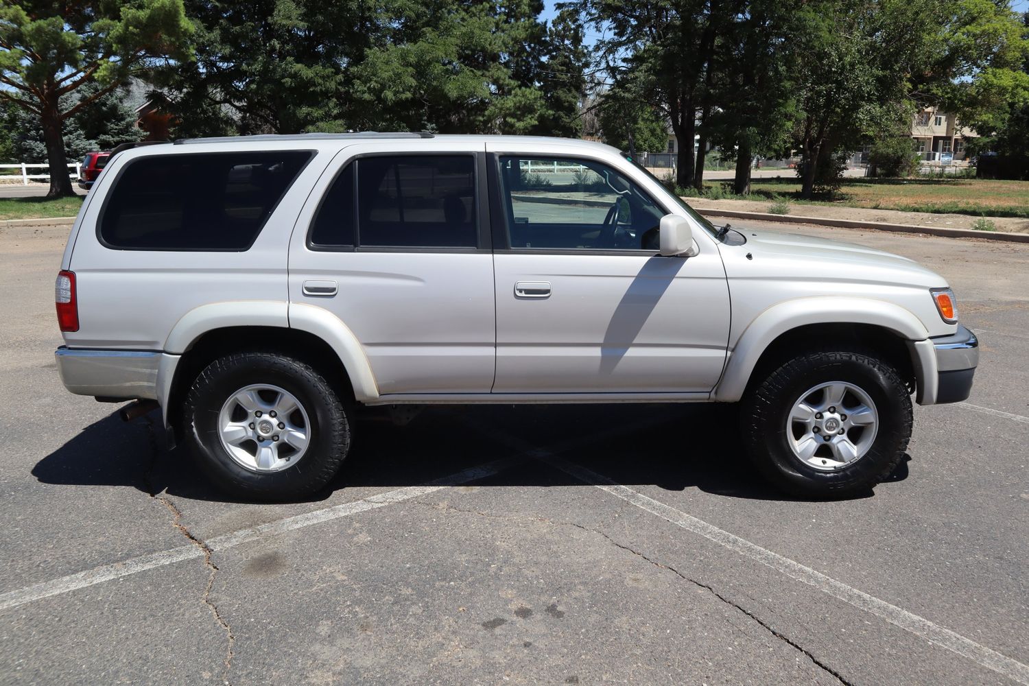 2000 Toyota 4Runner SR5 | Victory Motors of Colorado