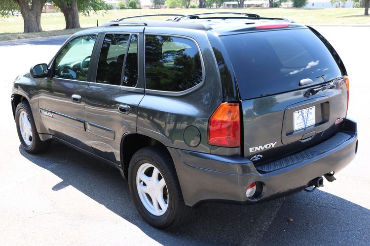 2004 GMC Envoy SLE | Victory Motors of Colorado