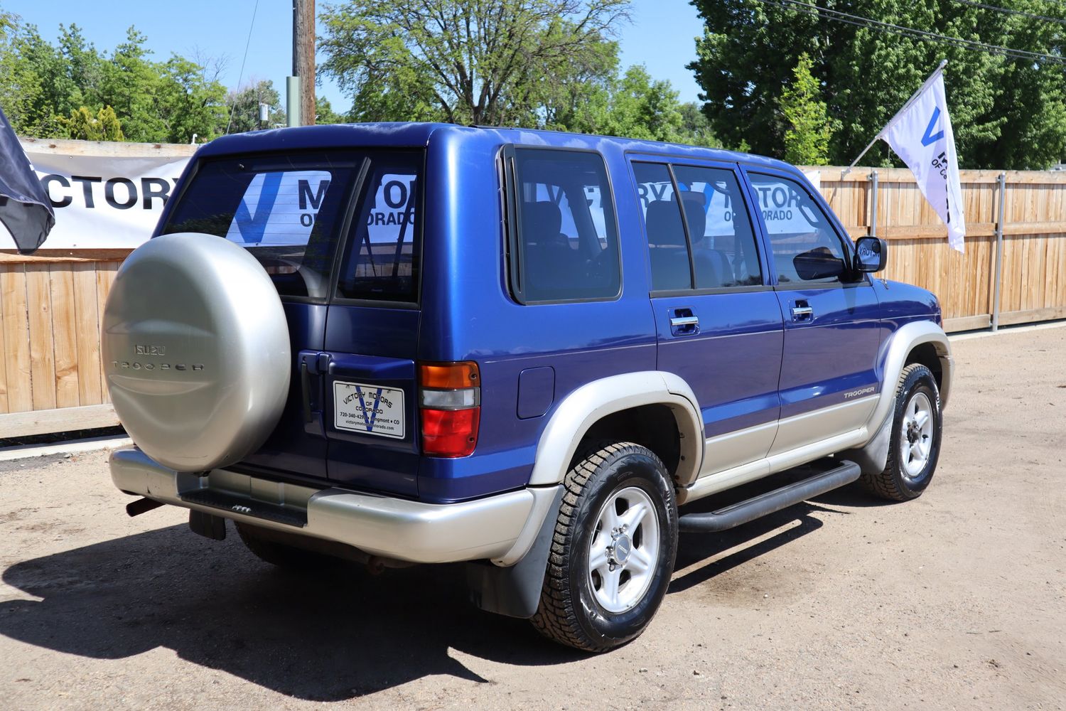 1999 Isuzu Trooper S | Victory Motors of Colorado