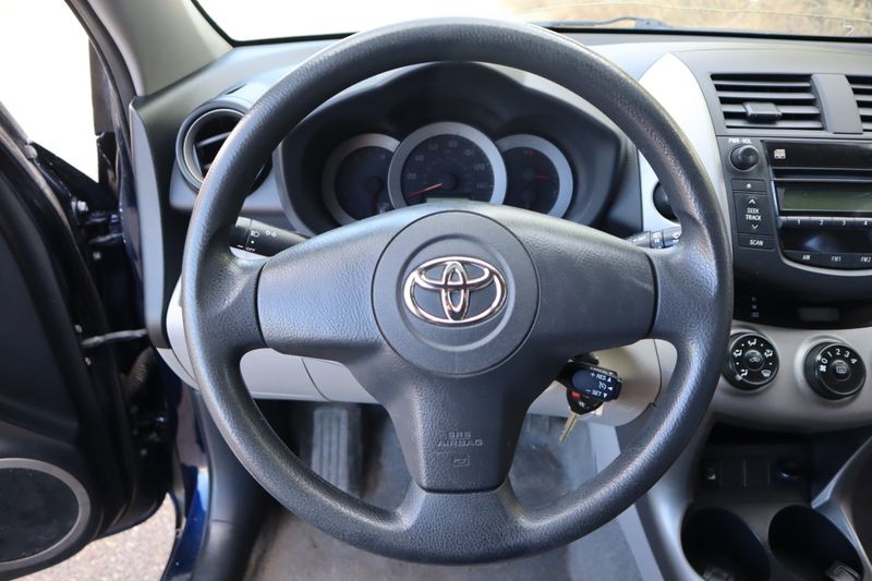 2007 Toyota RAV4 Photos