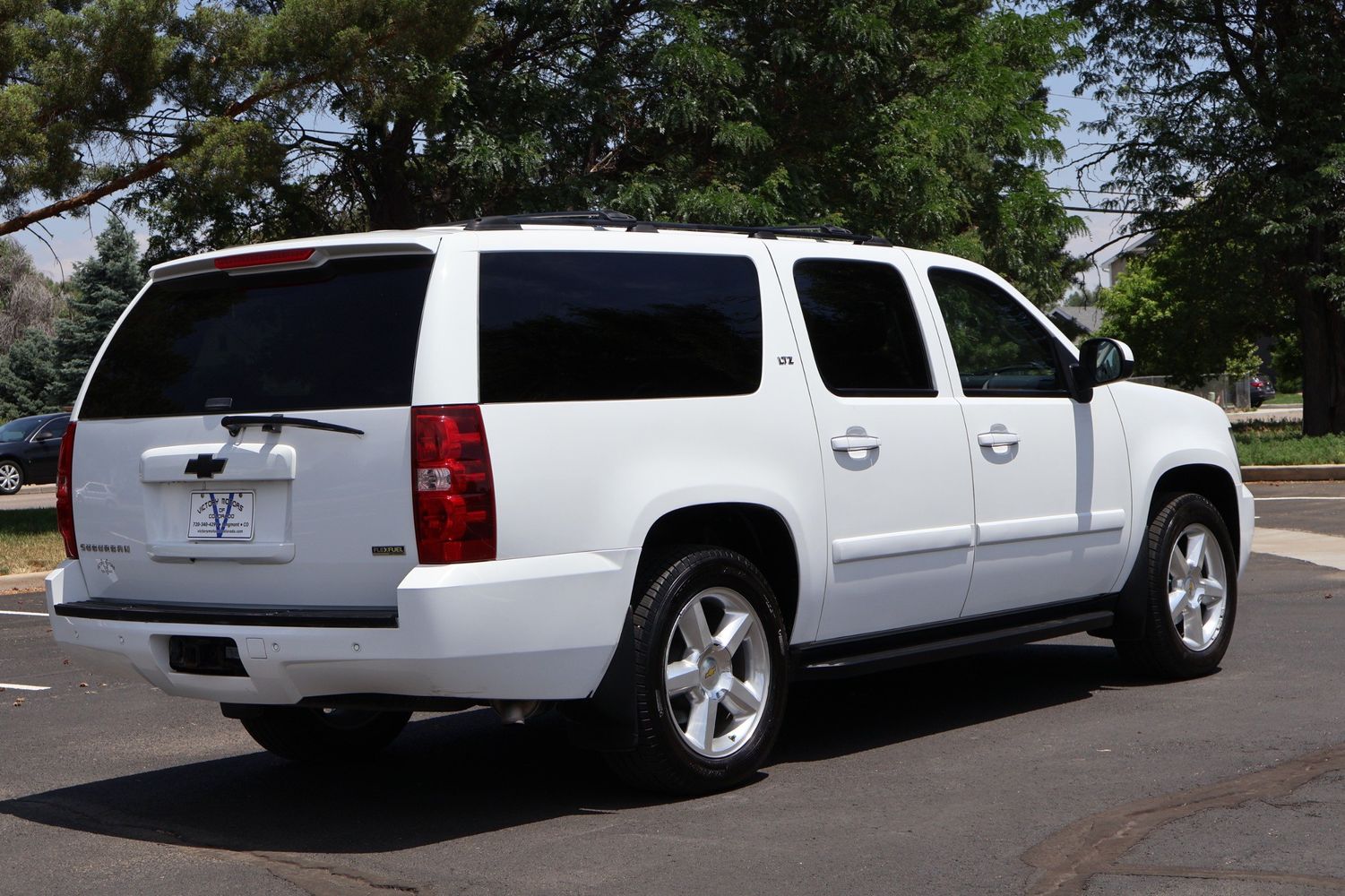 2007 Chevrolet Suburban LTZ 1500 | Victory Motors of Colorado