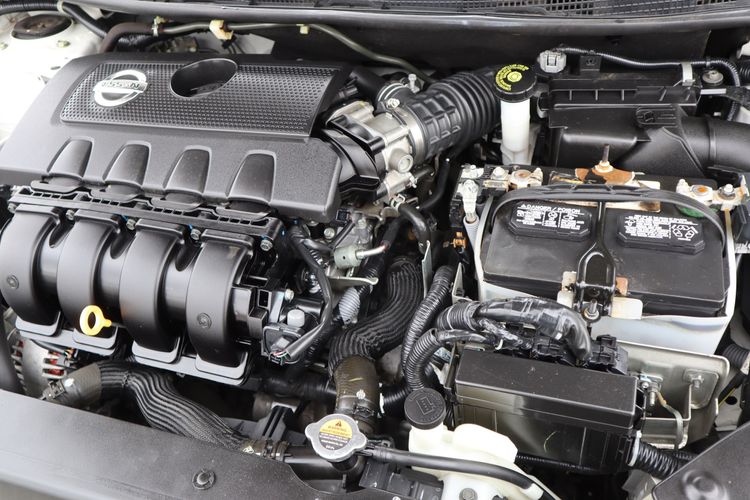 2014 Nissan Sentra SV | Victory Motors of Colorado