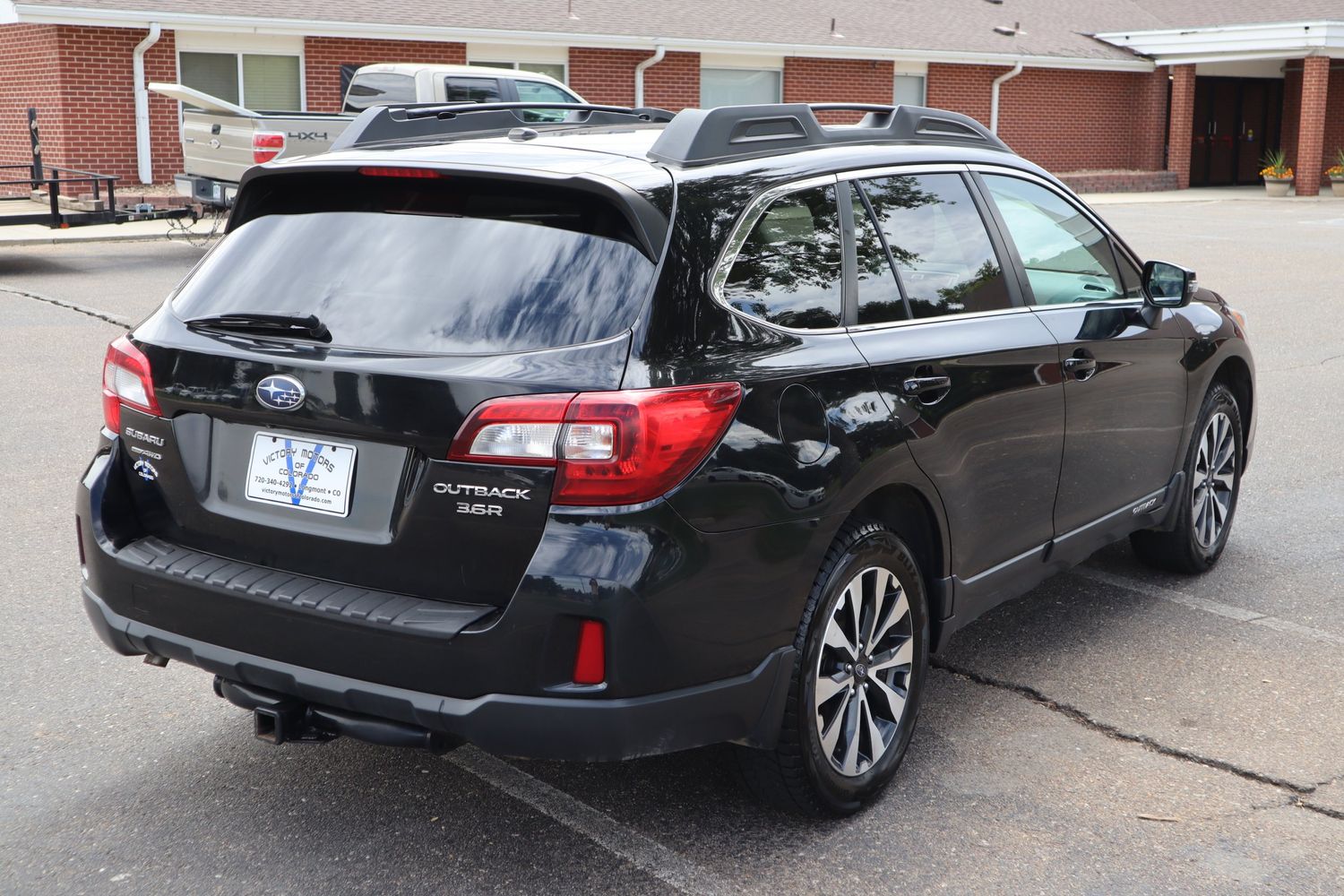 2015 Subaru Outback 3.6R Limited | Victory Motors of Colorado