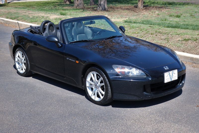 2005 Honda S2000 Photos