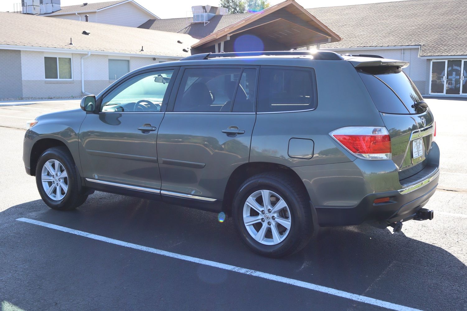 2012 Toyota Highlander Base | Victory Motors of Colorado