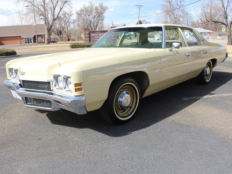 1972 Chevrolet Impala Photos