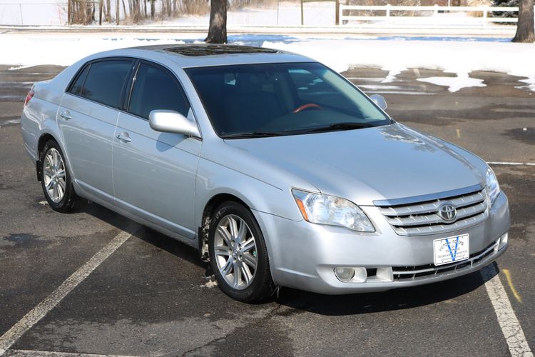 2007 Toyota Avalon XLS | Victory Motors of Colorado