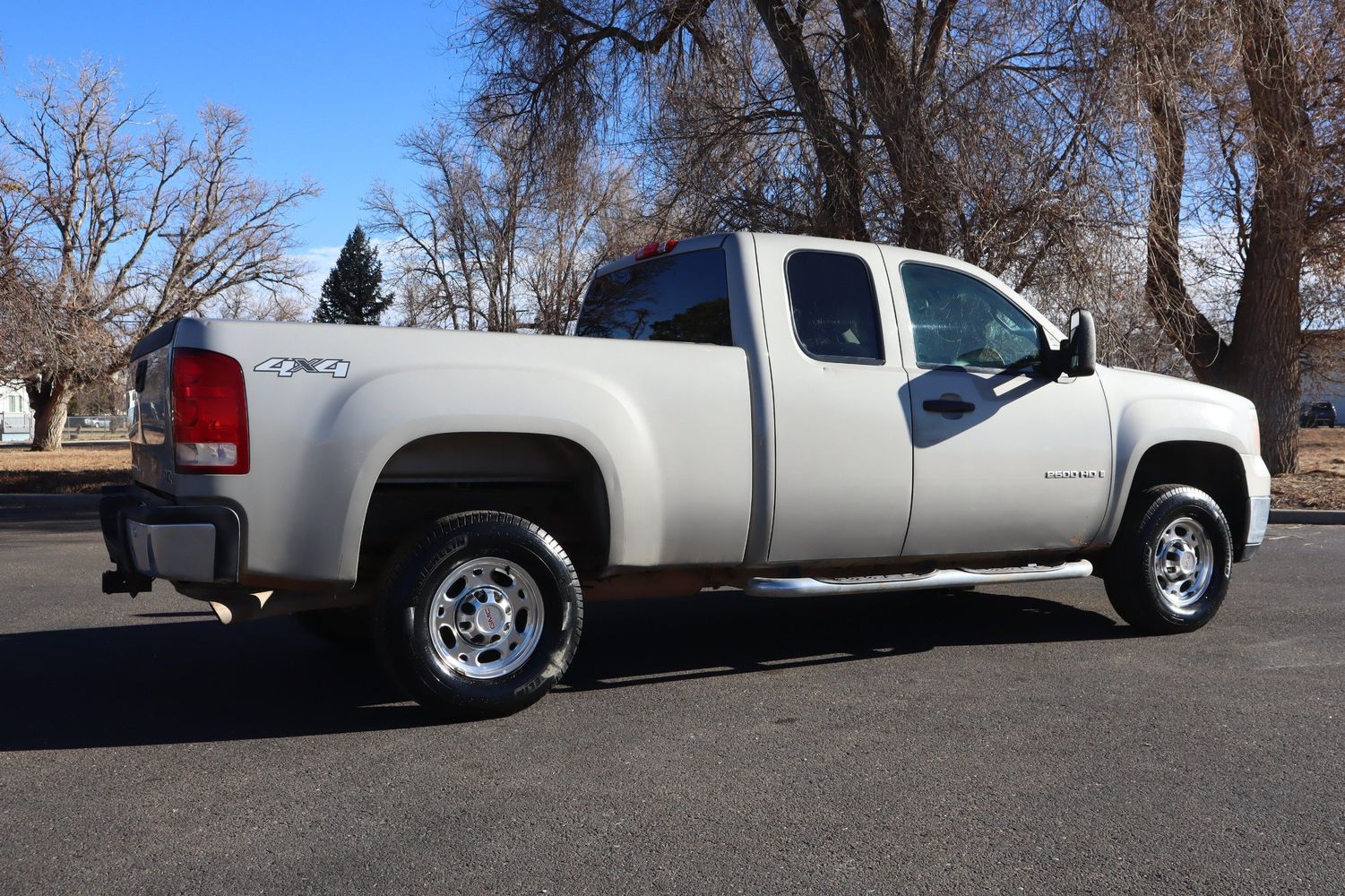 2009 GMC Sierra 2500HD SLE | Victory Motors of Colorado