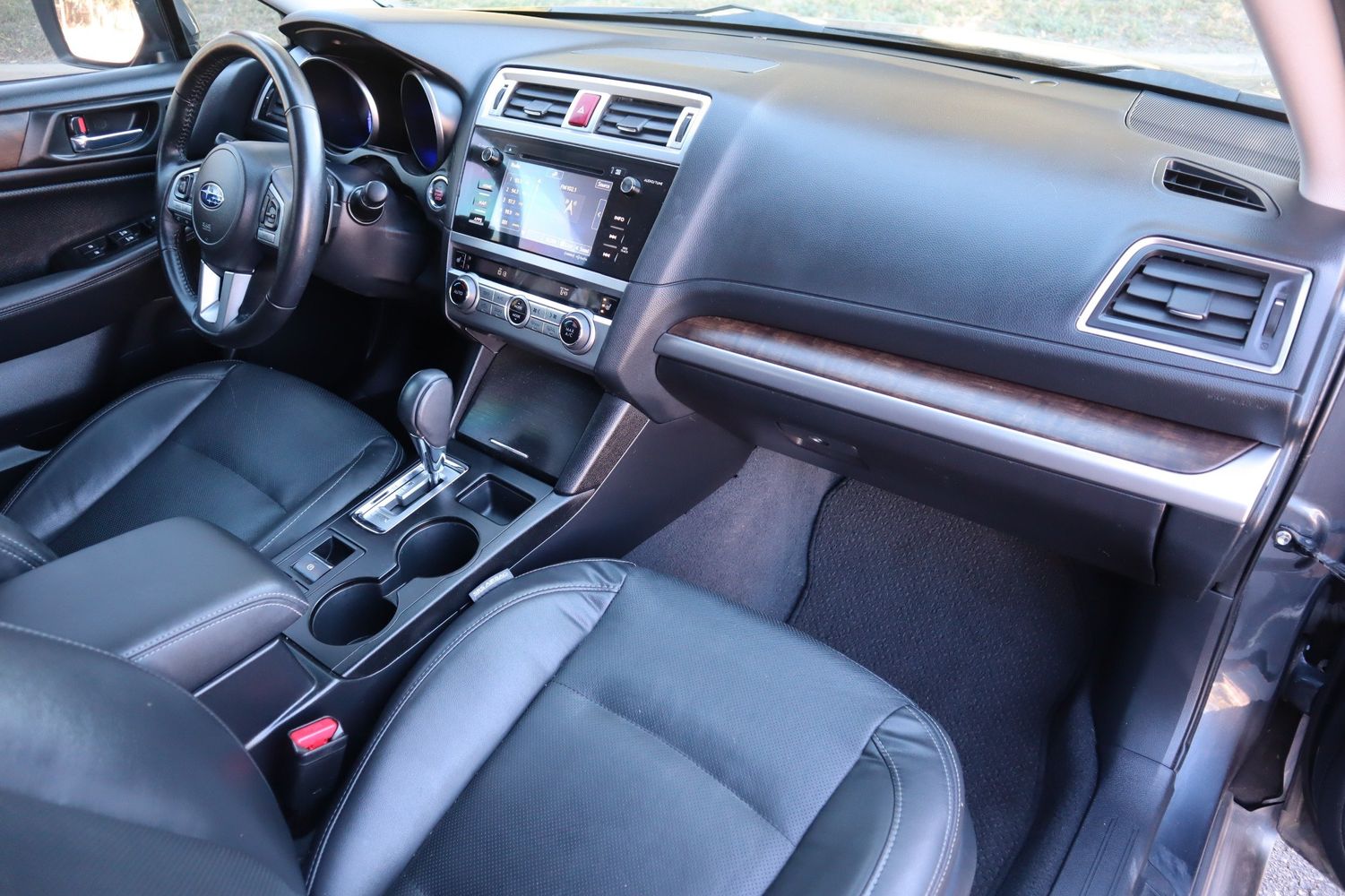 2015 Subaru Outback 3.6R Limited | Victory Motors of Colorado