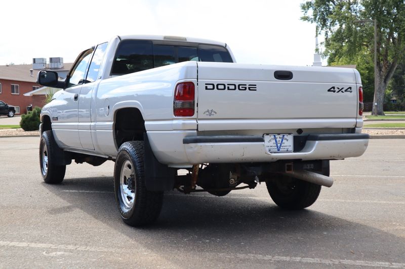 2002 Dodge Ram 2500 Photos
