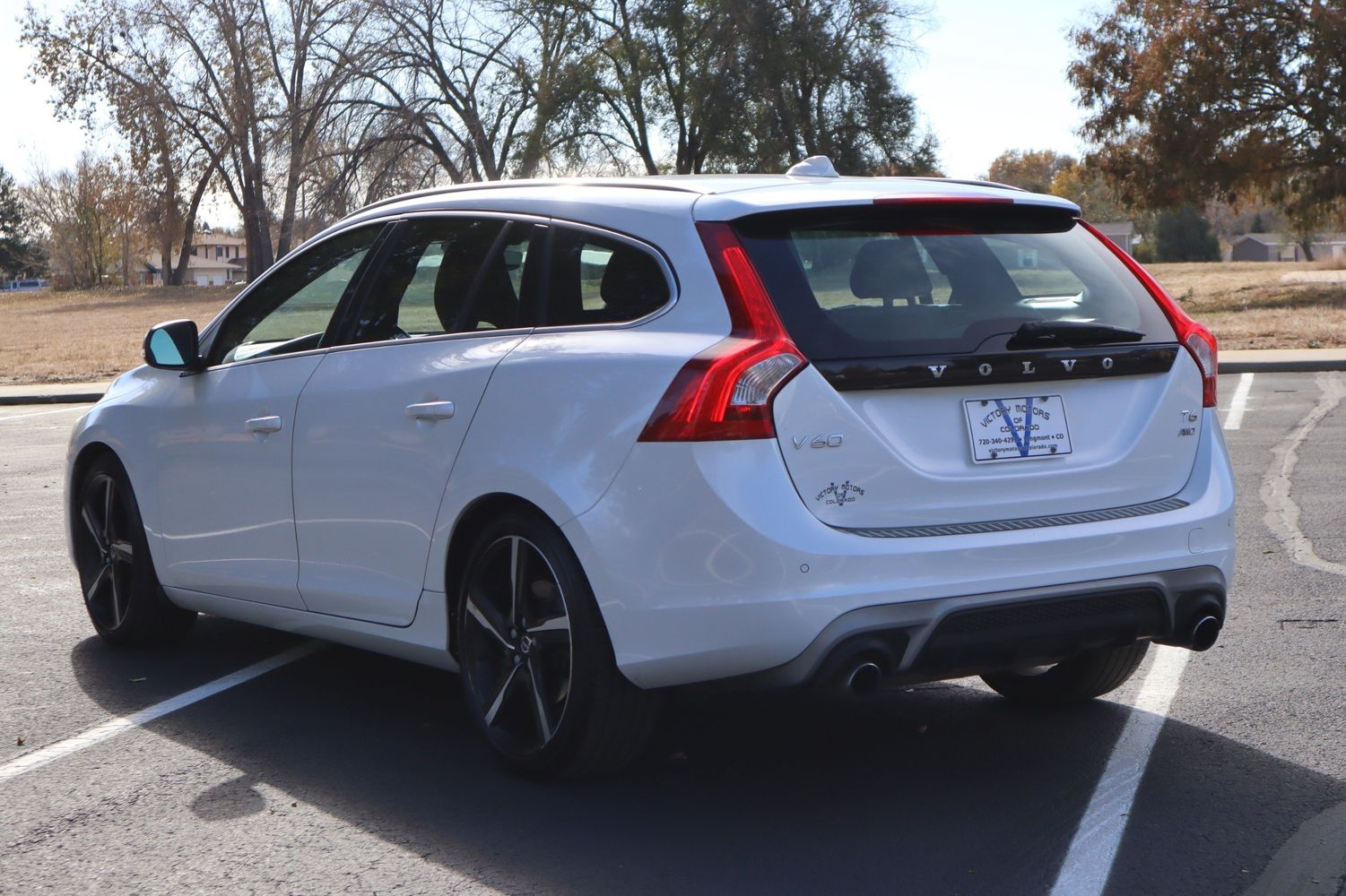 2016 Volvo V60 T6 Drive-E R-Design | Victory Motors of Colorado