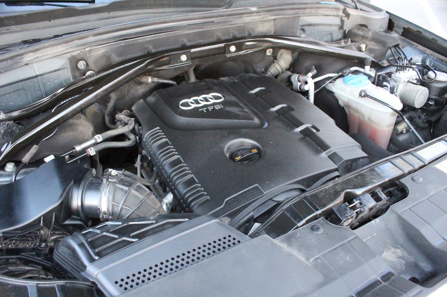 2011 Audi Q5 2.0T quattro Premium | Victory Motors of Colorado