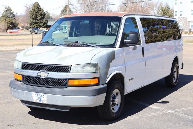 2005 Chevrolet Express Passenger Photos