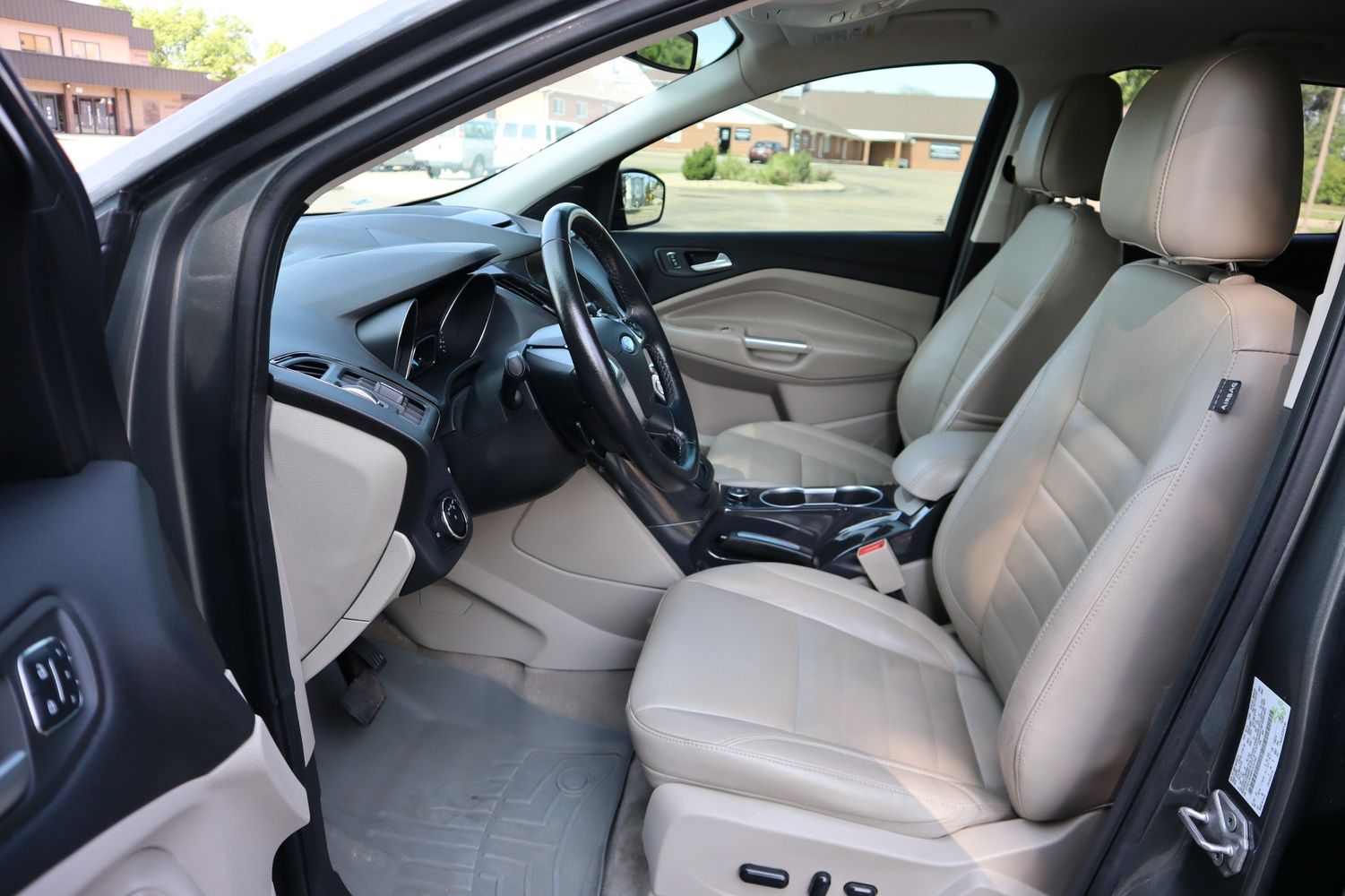 2014 Ford Escape Titanium | Victory Motors of Colorado