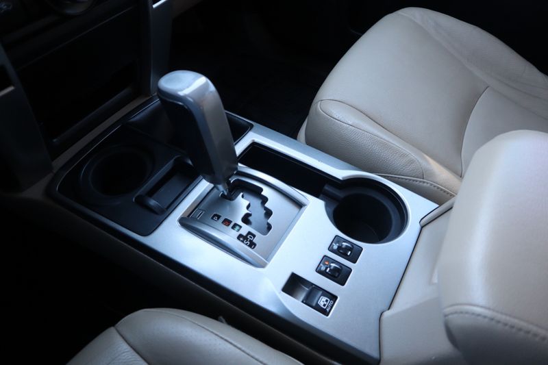 2011 Toyota 4Runner Photos