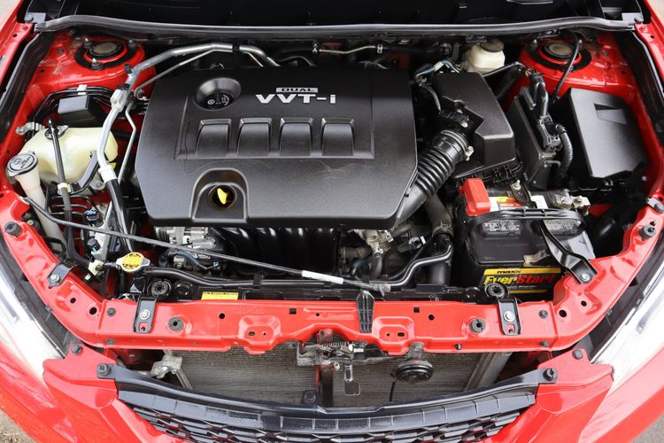 2010 Toyota Matrix Base | Victory Motors of Colorado