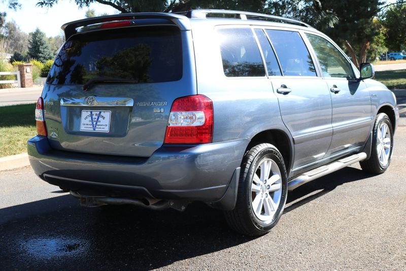 2006 Toyota Highlander Photos